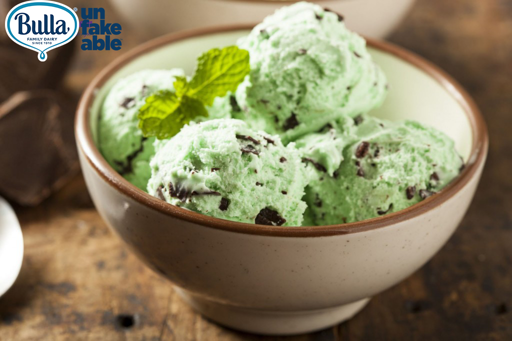 Kem Bulla Creamy Classics Hương Socola Chip Và Bạc Hà - Bulla Ice Cream ...